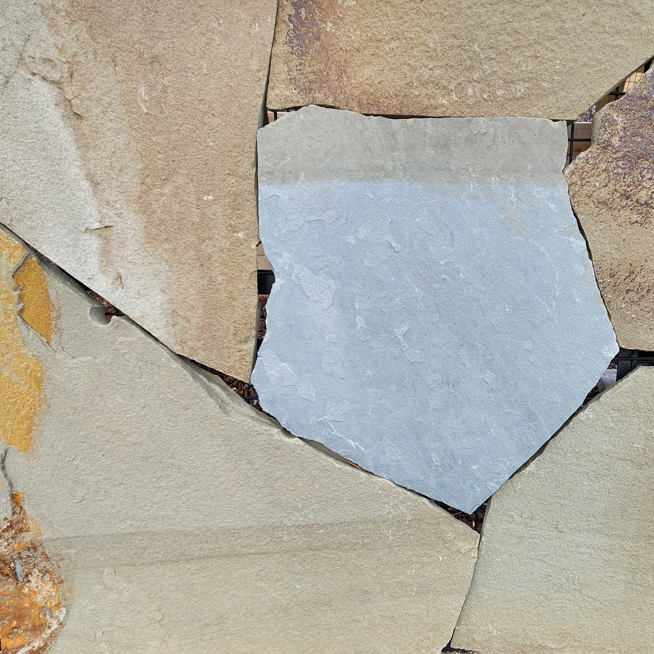 Pennsylvania Bluestone Paving-Irregular – Gasper Home & Garden